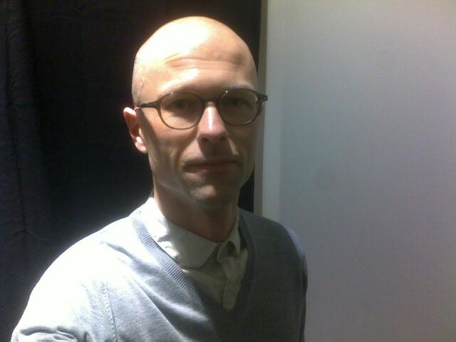 Det institutionelle instinkt - Kunstkritikk