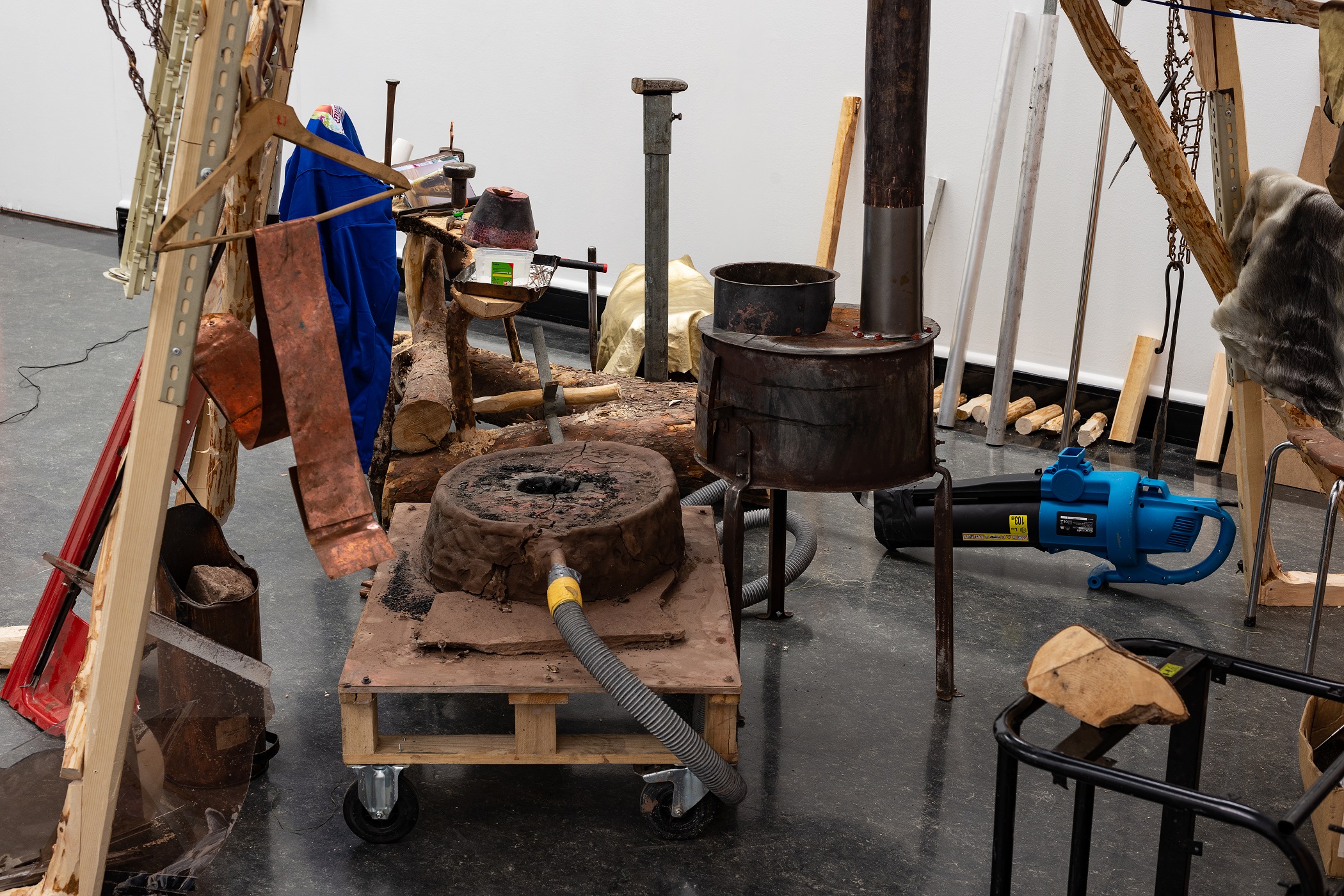 Bare pust - Kunstkritikk