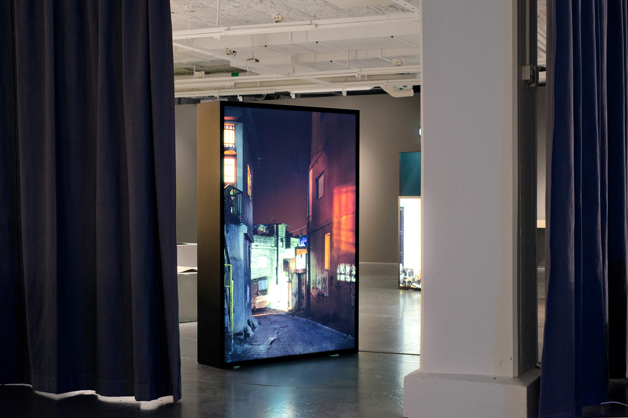 Upending Cultural Heritage - Kunstkritikk