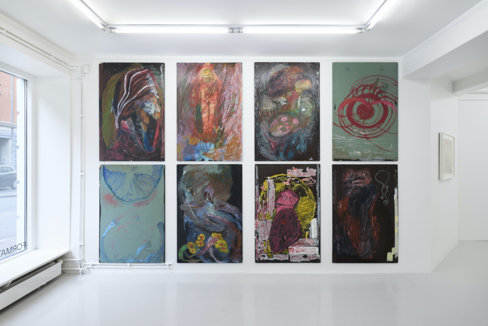 Husvilde spøgelser - Kunstkritikk