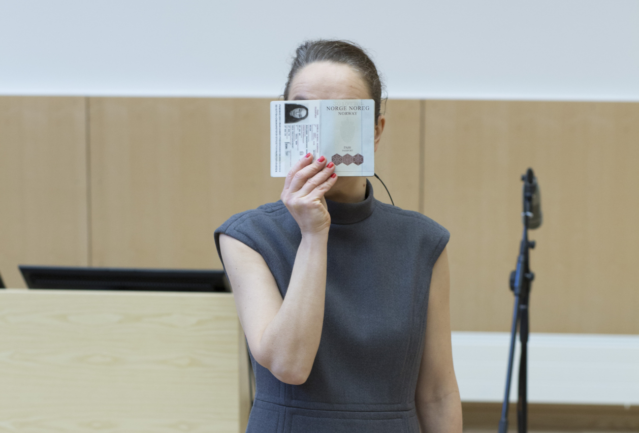 Dette er sterke historier - Kunstkritikk