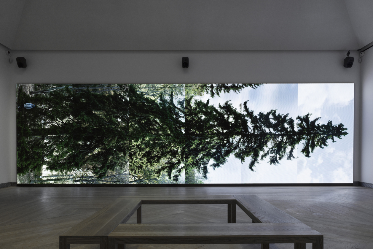 Fun at Work - Kunstkritikk